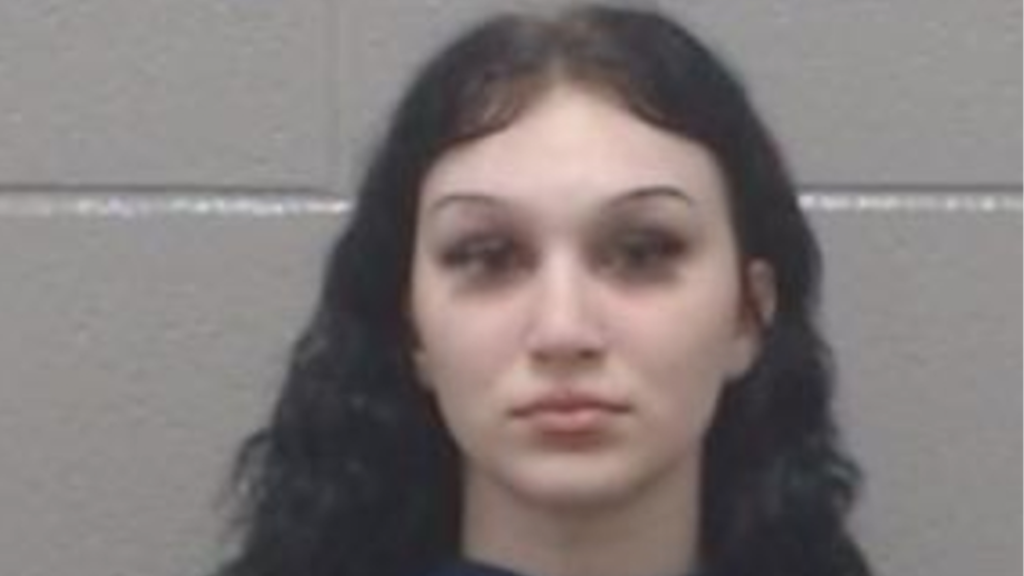 L'ancienne serveuse de Hooters accusée de meurtre dit au juge qu'elle ...